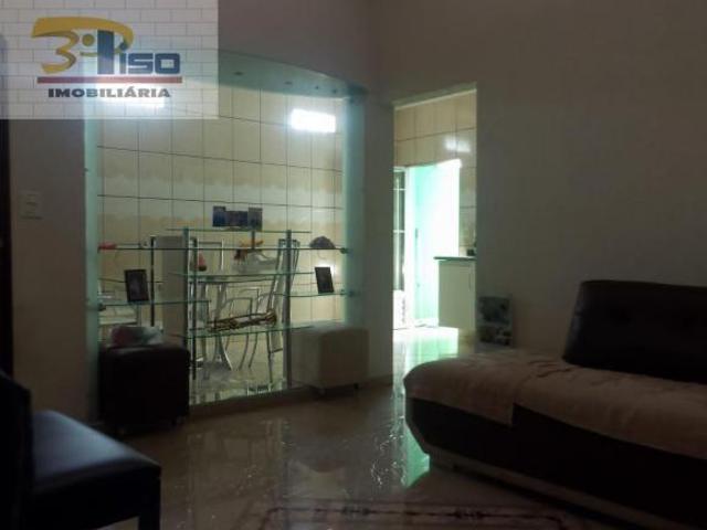 Casa para venda em Vila Costa Melo de 174.00m² com 3 Quartos, 1 Suite e 2 Garagens