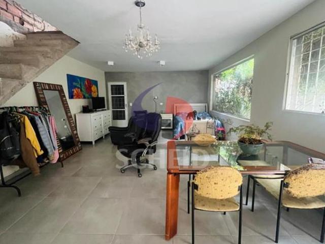 Casa para venda em Vila Clementino com 3 quartos, sendo 1 suíte, 140m² 2 vagas