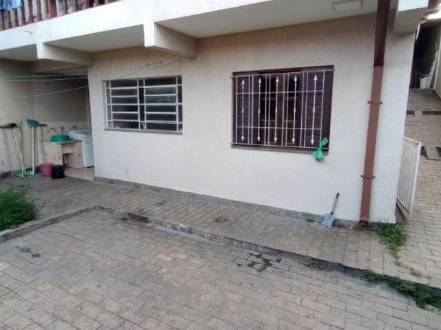Casa para venda em Vila Curuçá de 240.00m² com 3 Quartos, 1 Suite e 3 Garagens