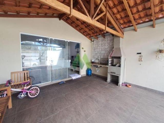 Casa para venda em Vila Di Capri de 108.00m² com 3 Quartos, 1 Suite e 1 Garagem