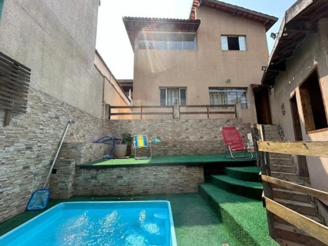 Casa para venda em Vila Do Encontro de 300.00m² com 3 Quartos, 1 Suite e 2 Garagens
