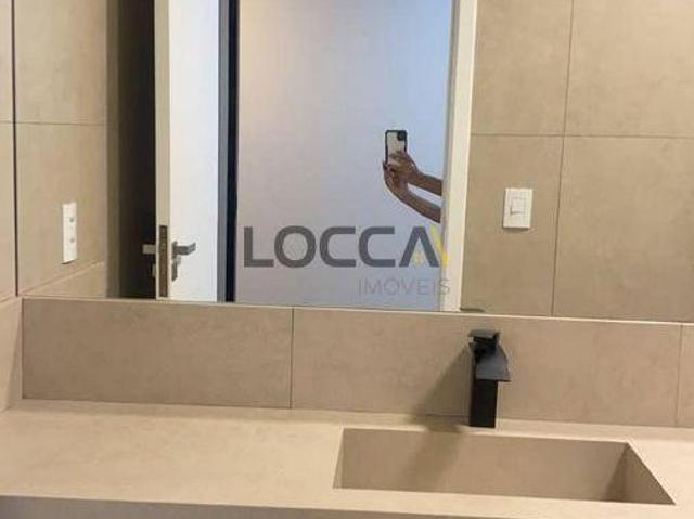 Casa para venda em Vila Do Golf de 278.00m² com 3 Quartos, 3 Suites e 4 Garagens