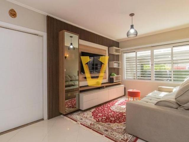 Casa para venda em Vila Dom Pedro I com 3 quartos, sendo 3 suítes, 223m²