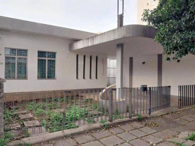 Casa para venda em Vila Dom Pedro I de 141.00m² com 1 Quarto e 2 Garagens