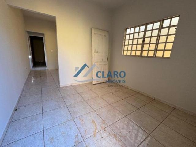 Casa para venda em Vila Dutra de 125.00m² com 1 Quarto e 1 Garagem