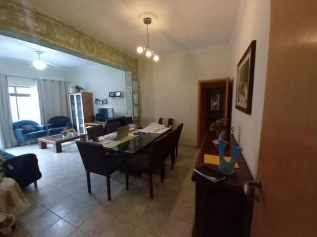 Casa para venda em Vila Esperança de 200.00m² com 3 Quartos, 1 Suite e 3 Garagens