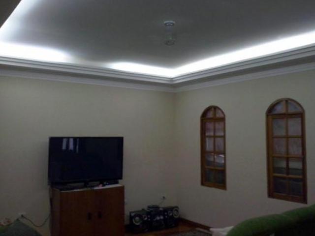 Casa para venda em Vila Feital de 210.00m² com 3 Quartos, 1 Suite e 4 Garagens