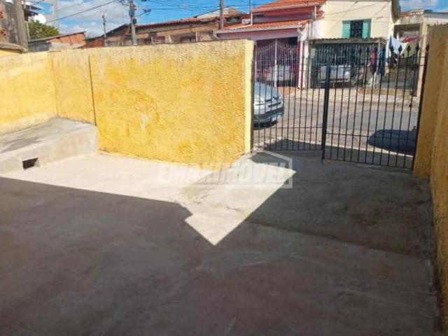 Casa para venda em Vila Fiori de 166.00m² com 2 Quartos e 2 Garagens