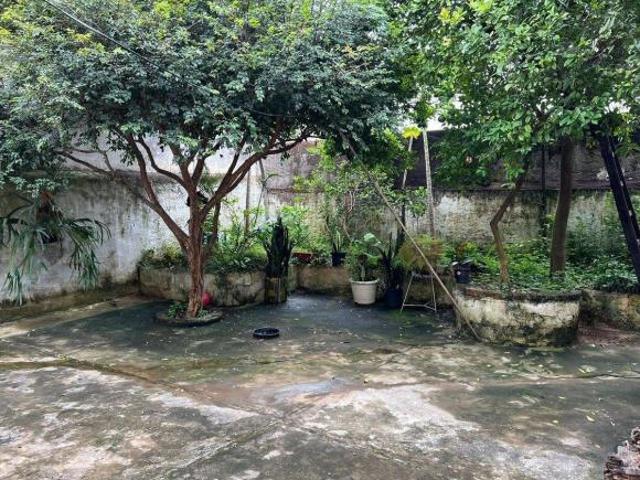 Casa para venda em Vila Flórida de 190.00m² com 3 Quartos e 4 Garagens