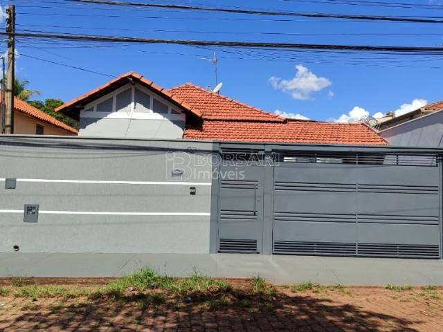 Casa para venda em Vila Furlan em Araraquara São Paulo de 195.00m² com 3 Quartos, 1 Suíte e 2 Garagens