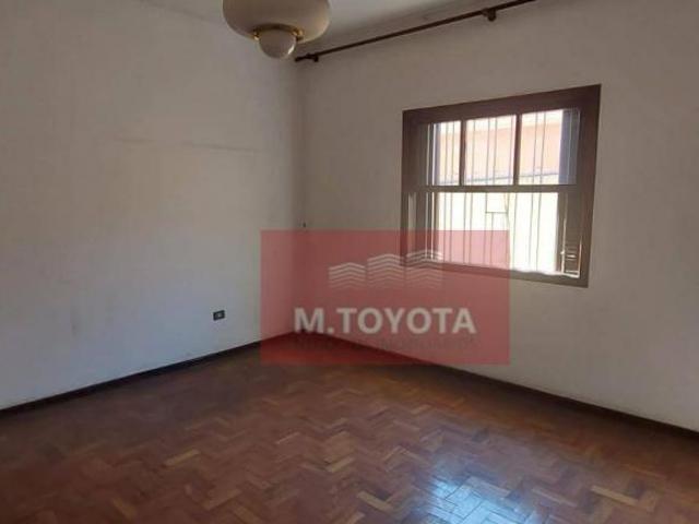 Casa para venda em Vila Galvão de 181.00m² com 3 Quartos e 4 Garagens