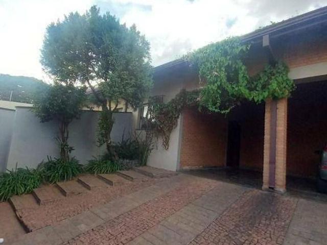 Casa para venda em Vila Galo de 389.00m² com 4 Quartos, 4 Suites e 6 Garagens