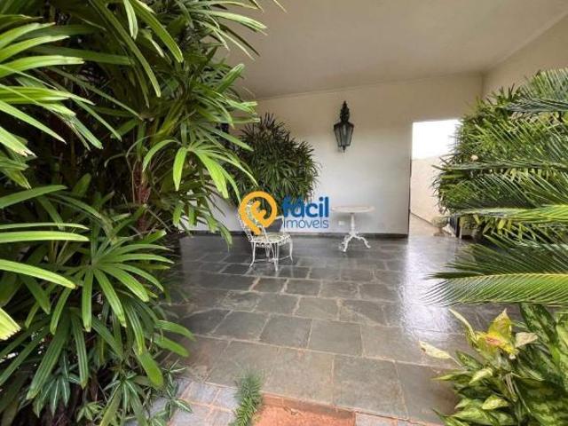 Casa para venda em Vila Giampietro de 190.47m² com 3 Quartos, 1 Suite e 2 Garagens