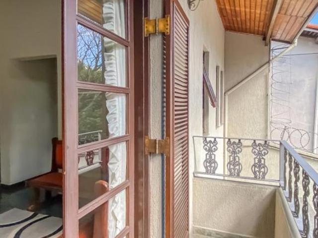 Casa para venda em Vila Guarani Z Sul com 5 quartos, sendo 5 suítes, 350m²