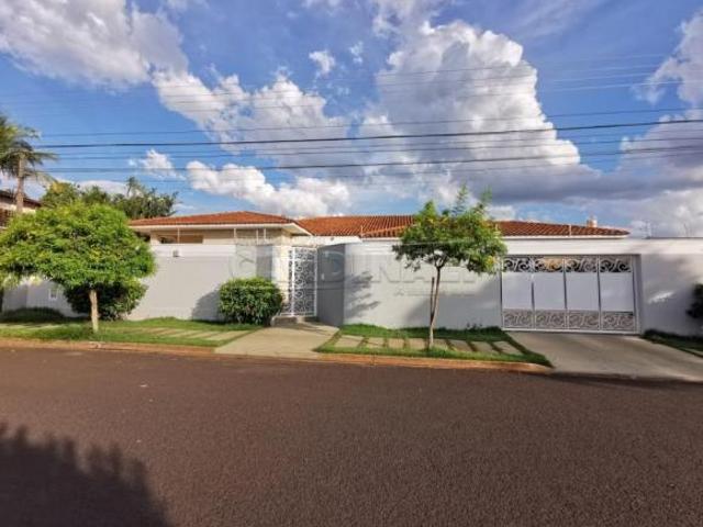 Casa para venda em Vila Harmonia de 585.00m² com 3 Quartos, 3 Suites e 6 Garagens