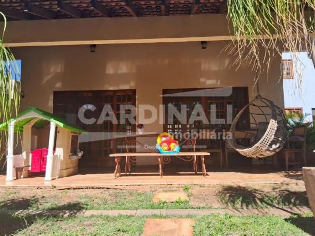 Casa para venda em Vila Harmonia de 773.00m² com 4 Quartos, 4 Suites e 5 Garagens