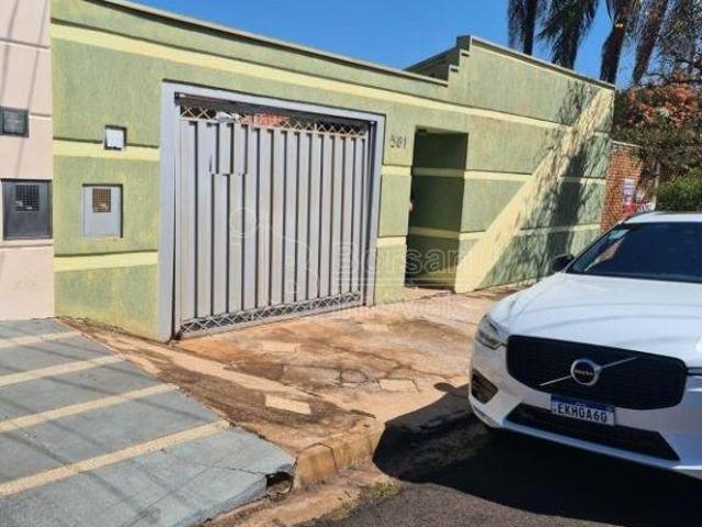 Casa para venda em Vila Harmonia de 197.00m² com 3 Quartos, 2 Suites e 6 Garagens
