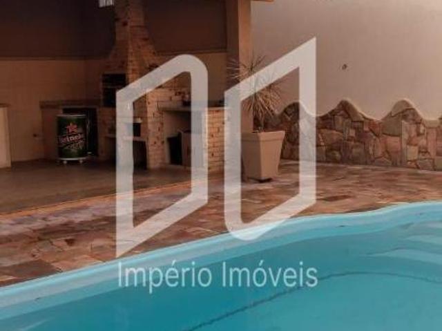 Casa para venda em Vila Harmonia de 250.00m² com 3 Quartos, 2 Suites e 5 Garagens