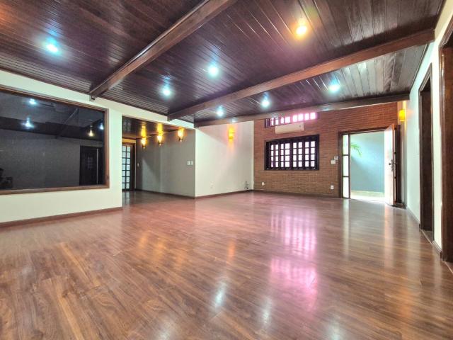 Casa para venda em Vila Harmonia em Araraquara São Paulo de 247.00m² com 3 Quartos, 1 Suíte e 2 Garagens