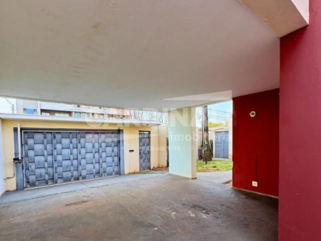 Casa para venda em Vila Harmonia em Araraquara São Paulo de 357.00m² com 3 Quartos, 1 Suíte e 4 Garagens