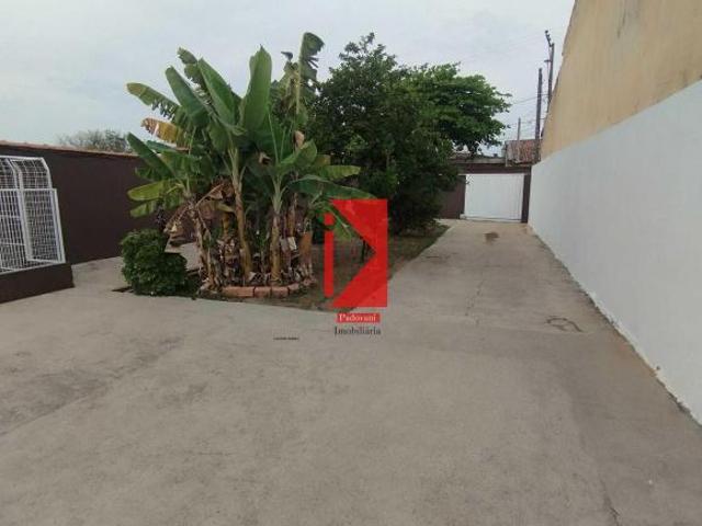 Casa para venda em Vila Hortência de 106.00m² com 2 Quartos, 2 Suites e 2 Garagens