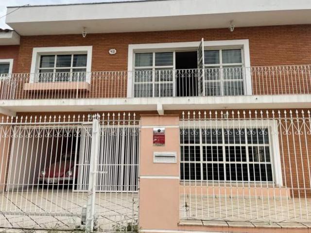 Casa para venda em Vila Hortência de 238.00m² com 4 Quartos, 1 Suite e 4 Garagens