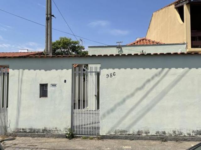 Casa para venda em Vila Hortência de 264.00m² com 2 Quartos e 2 Garagens