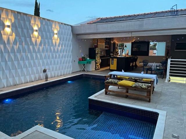 Casa para venda em Vila Hortência em Sorocaba São Paulo de 230.20m² com 2 Quartos, 2 Suítes e 2 Garagens