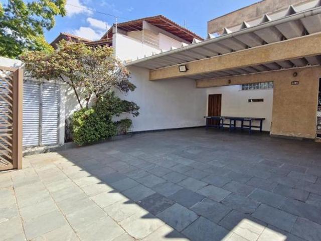 Casa para venda em Vila Inah com 4 quartos, sendo 2 suítes, 320m²