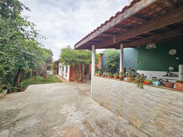 Casa para venda em Vila Independência em Piracicaba São Paulo de 225.00m² com 5 Quartos, 2 Suítes e 3 Garagens
