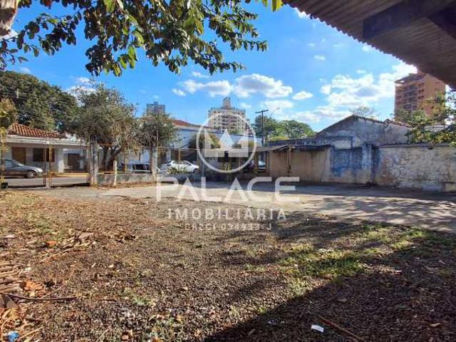 Casa para venda em Vila Independência em Piracicaba São Paulo de 351.00m² com 1 Quarto, 1 Suíte e 1 Garagem