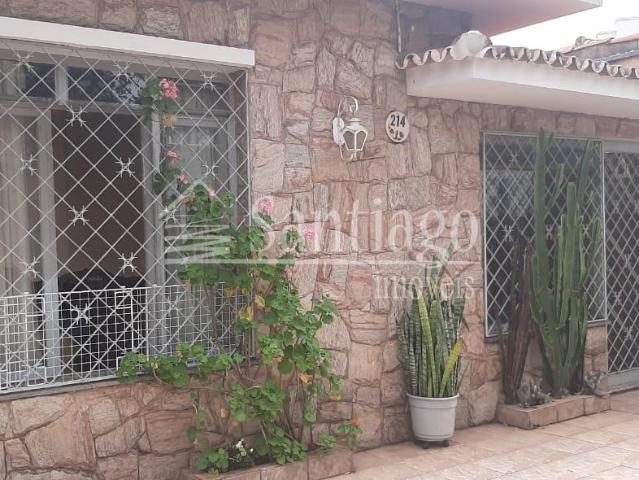 Casa para venda em Vila Itapura em Campinas São Paulo de 170.00m² com 3 Quartos, 1 Suíte e 2 Garagens