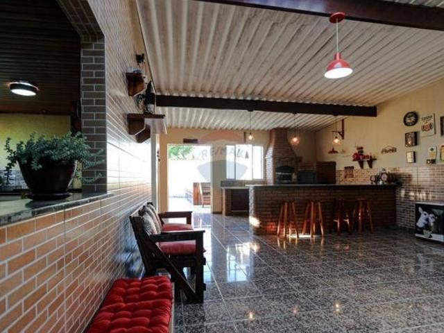 Casa para venda em Vila Lavínia de 252.04m² com 3 Quartos e 7 Garagens