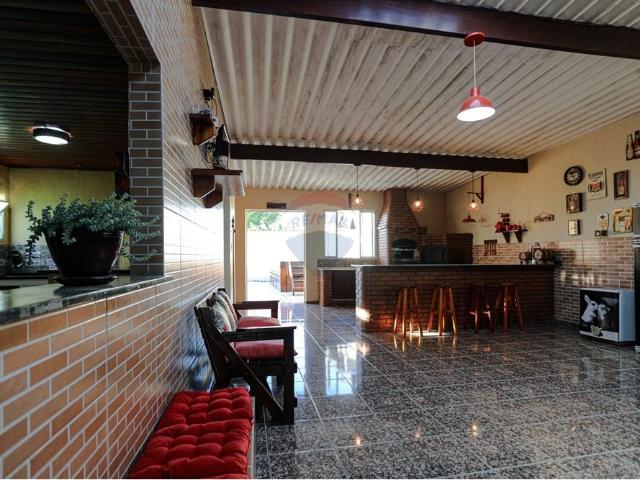 Casa para venda em Vila Lavínia em Mogi Das Cruzes São Paulo de 252.04m² com 3 Quartos e 7 Garagens