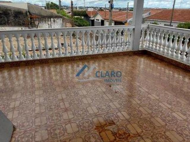 Casa para venda em Vila Lemos de 239.00m² com 4 Quartos, 1 Suite e 3 Garagens