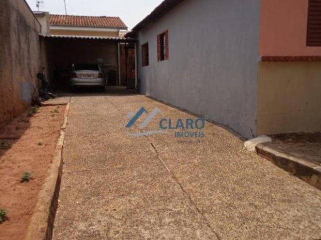 Casa para venda em Vila Lemos de 312.00m² com 2 Quartos e 3 Garagens
