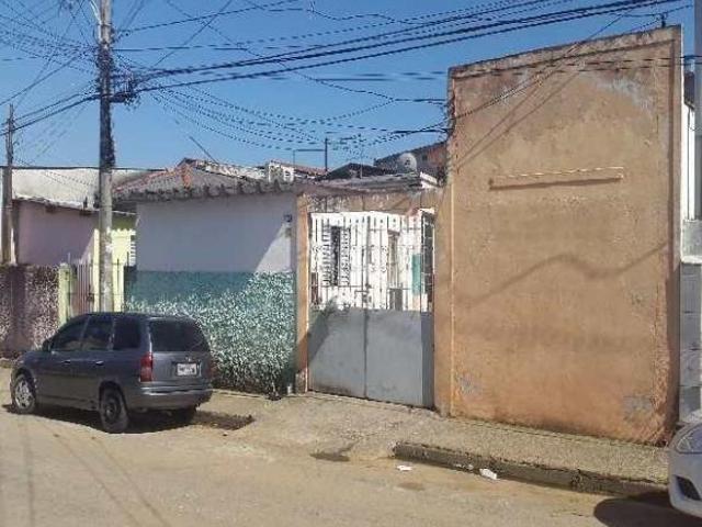 Casa para venda em Vila Libanesa de 120.00m² com 1 Quarto e 4 Garagens