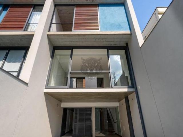 Casa para venda em Vila Madalena com 3 quartos, sendo 3 suítes, 278m²