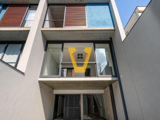 Casa para venda em Vila Madalena com 3 quartos, sendo 3 suítes, 278m²