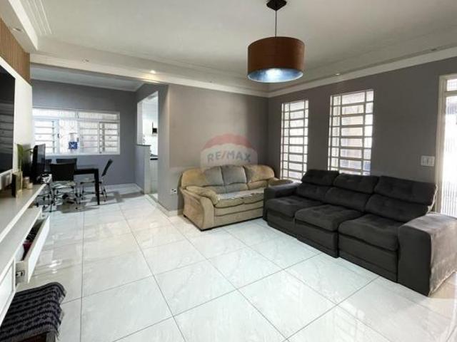 Casa para venda em Vila Maria Luiza de 139.00m² com 2 Quartos, 1 Suite e 7 Garagens