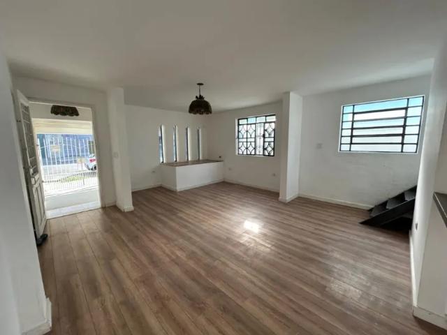 Casa para venda em Vila Mariana com 3 quartos, sendo 1 suíte, 155m²