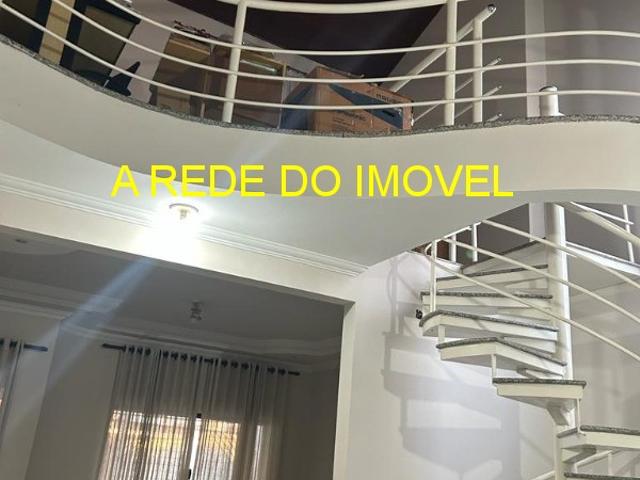 Casa para venda em Vila Mariana de 212.00m² com 3 Quartos, 1 Suíte e 3 Garagens