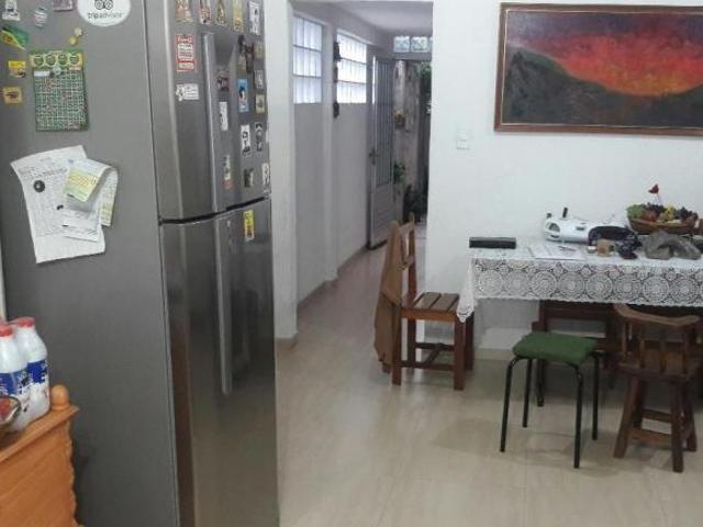 Casa para venda em Vila Marieta de 208.00m² com 2 Quartos e 2 Garagens