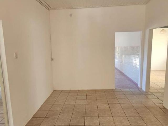 Casa para venda em Vila Maristela de 244.00m² com 3 Quartos e 2 Garagens