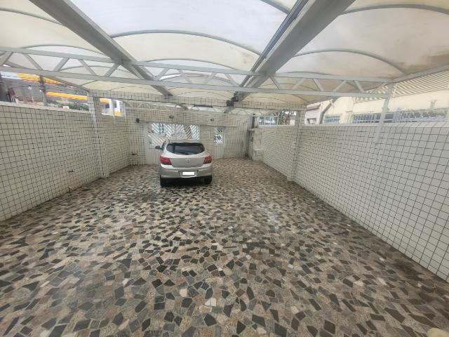 Casa para venda em Vila Mathias em Santos São Paulo de 280.00m² com 4 Quartos, 1 Suíte e 6 Garagens