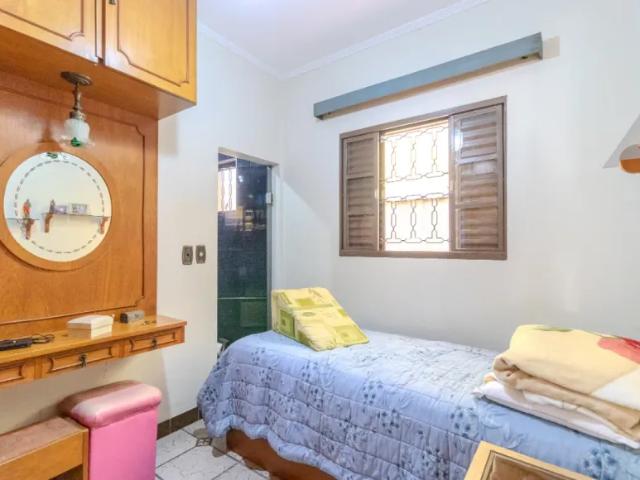 Casa para venda em Vila Matilde com 3 quartos, sendo 2 suítes, 194m²