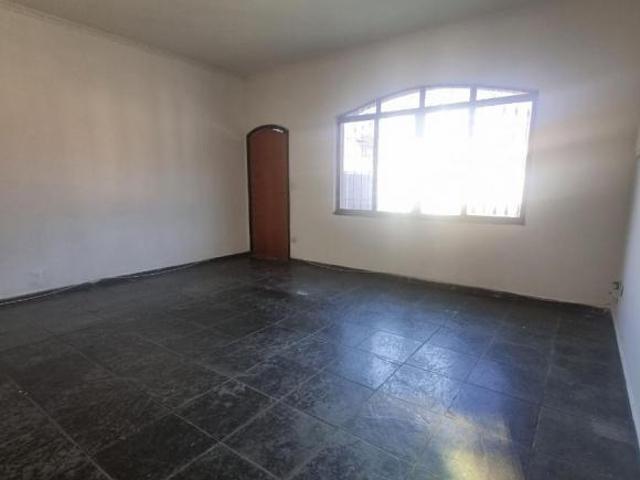 Casa para venda em Vila Mazzei com 3 quartos, sendo 3 suítes, 203m²