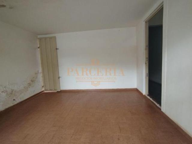 Casa para venda em Vila Mendonca de 200.00m² com 3 Quartos e 1 Garagem