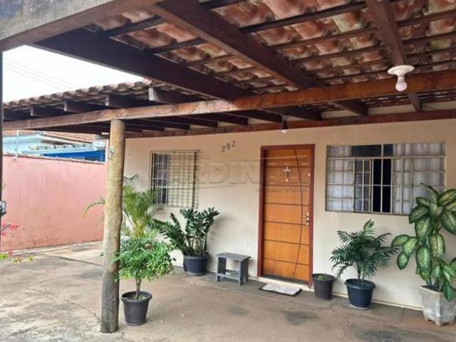 Casa para venda em Vila Melhado de 127.00m² com 2 Quartos e 2 Garagens