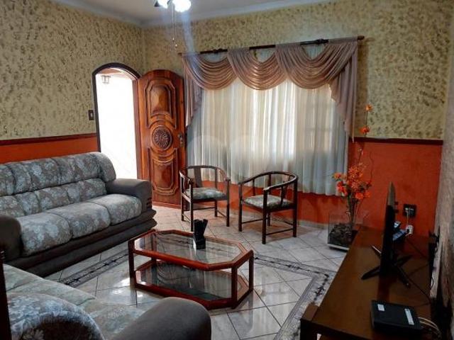 Casa para venda em Vila Metalúrgica de 210.00m² com 2 Quartos, 1 Suite e 3 Garagens